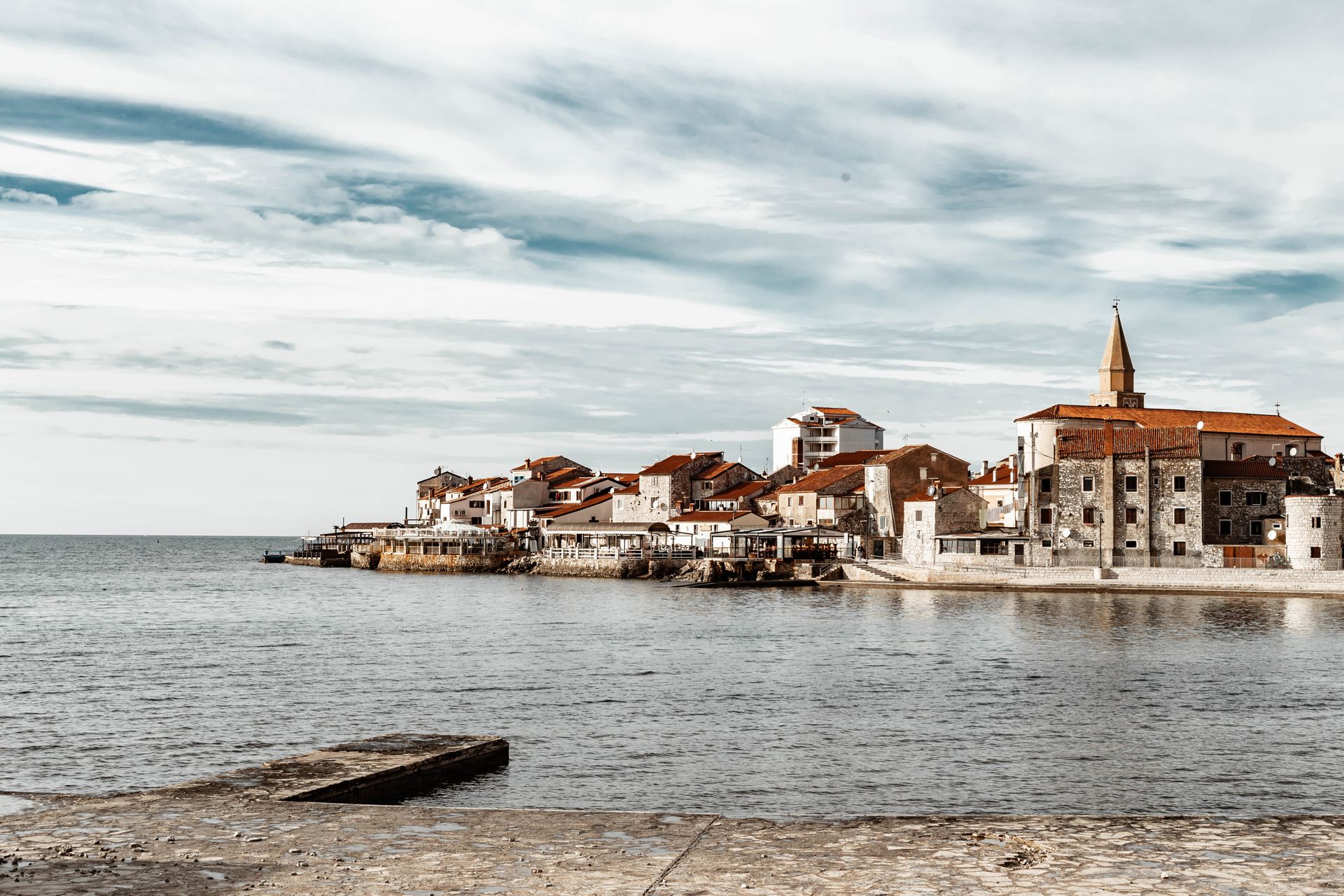 Predstavljen prijedlog Proračuna: Grad Umag u 2025. godinu ulazi s ...